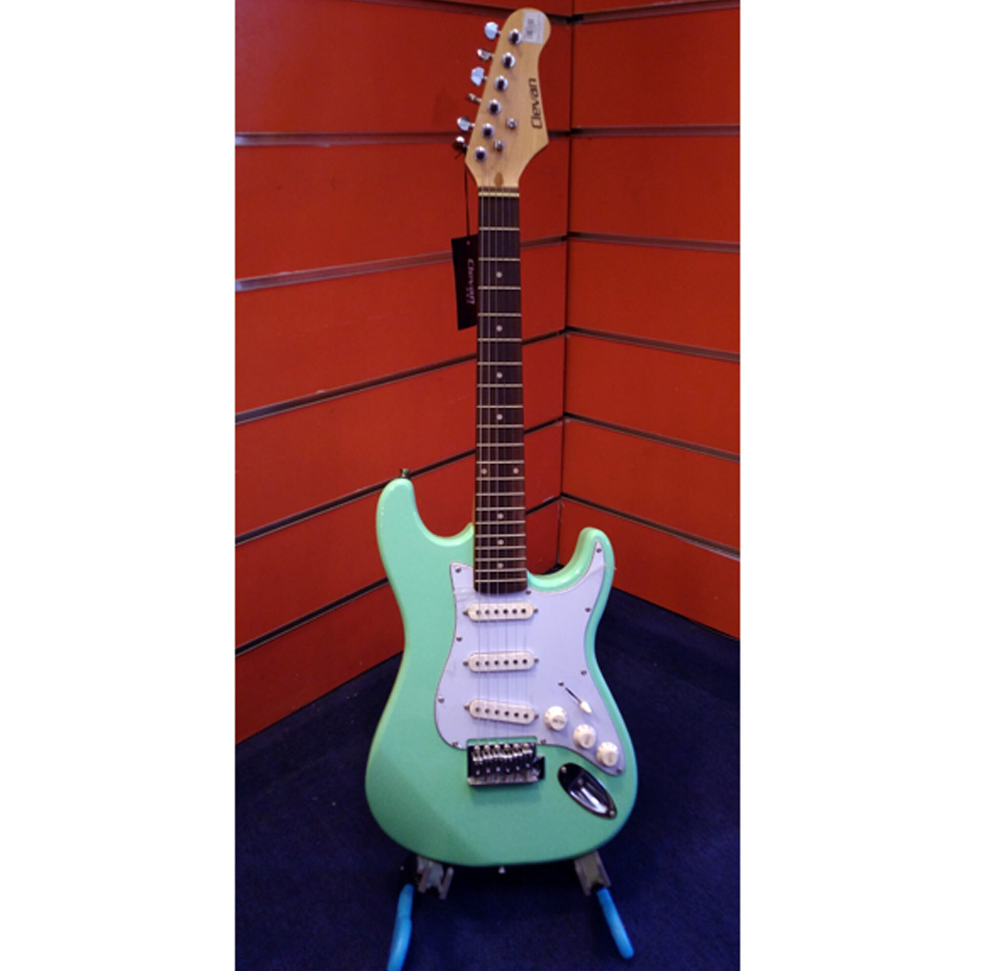 Clevan Short Arm Electric Guitar - Karu Music Center